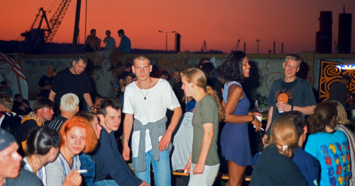 Intimate, nostalgic ‘90s party shots from the infant days of techno ...