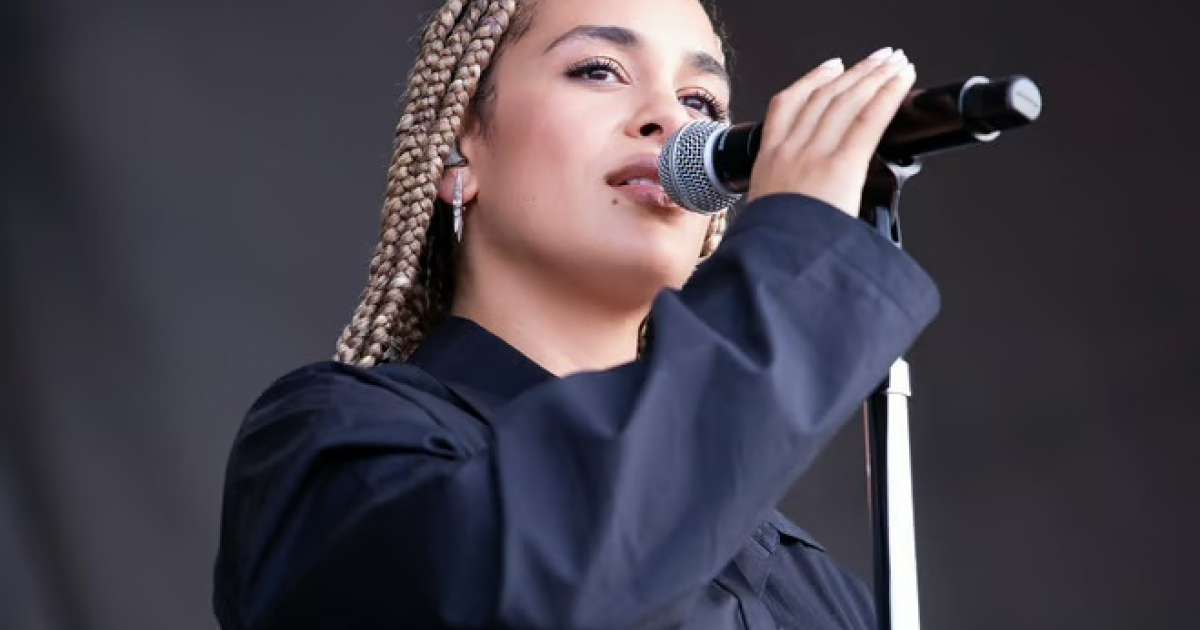 Jorja Smith's label condemns similarities in AI-assisted vocal on HAVEN.'s 'I Run' - Global News ...