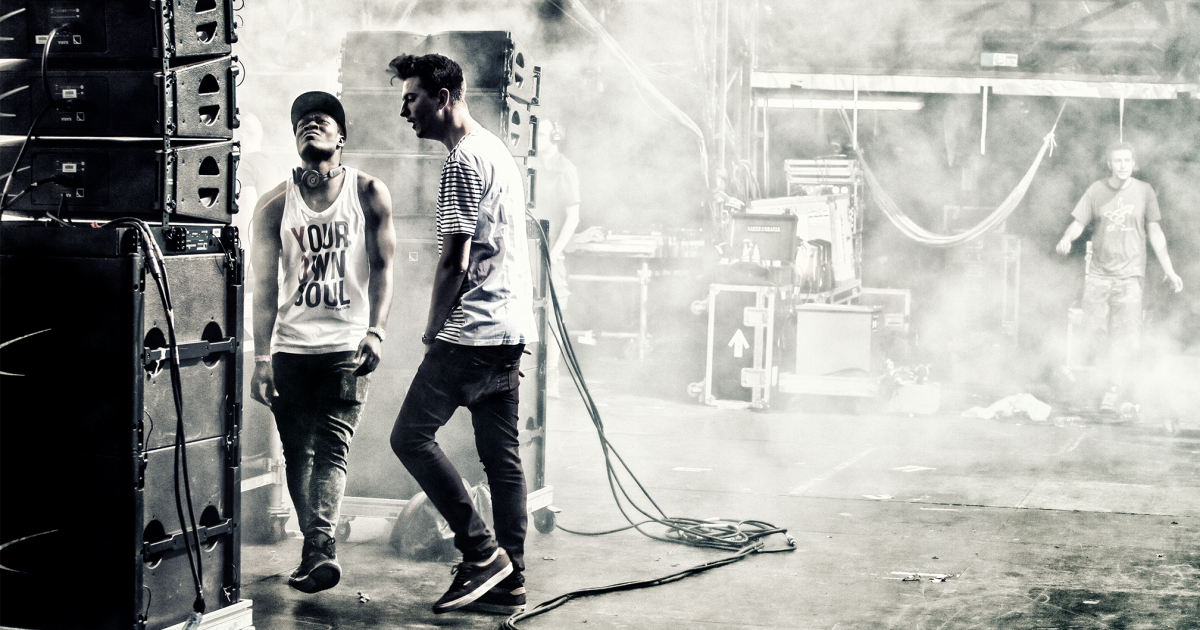 14 vibrant photos capturing the energy of bass music from the 2000s to ...