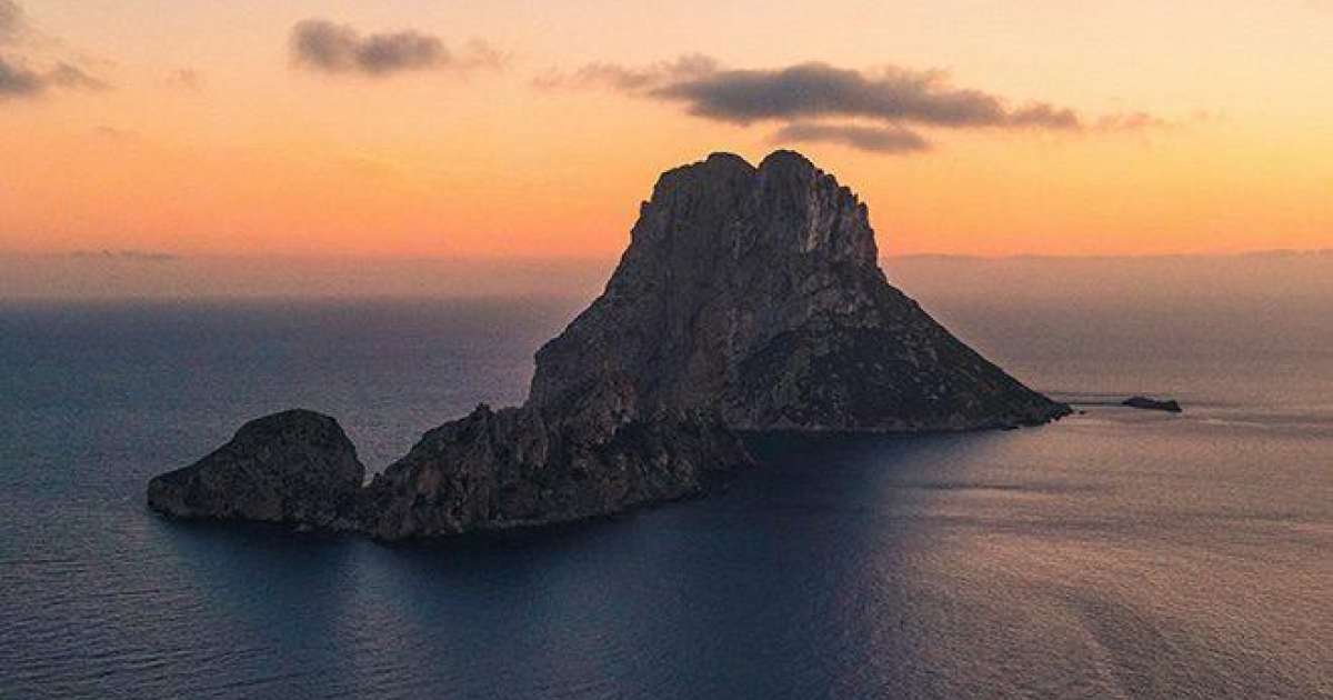 Famous Ibiza viewpoint Es Vedrà blocked by locals in bid to curb ...