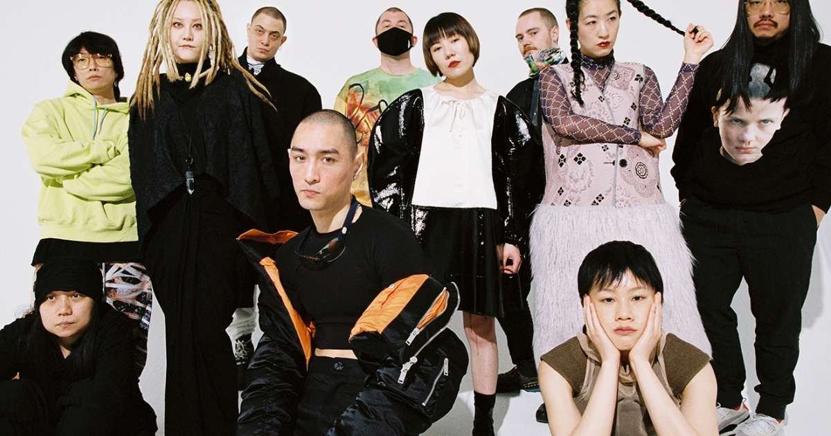 SVBKVLT takes off across China for a 2 month anniversary tour - Asia ...